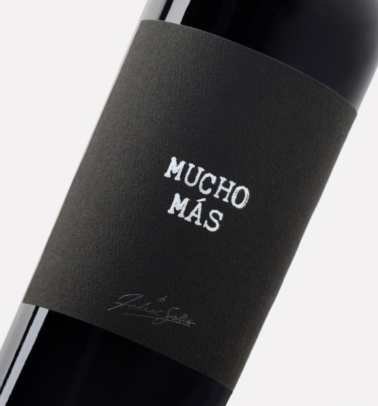Black label - Mucho Más wine